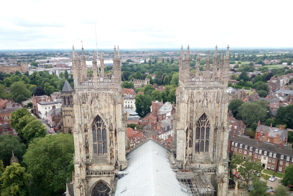 York: Camminare tra Duemila Anni di Storia - Ecobnb